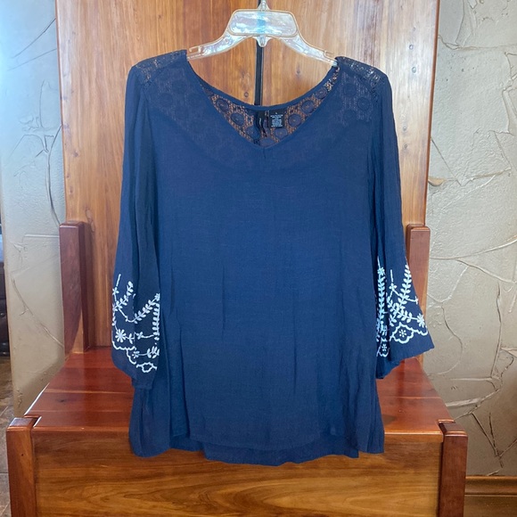 new directions | Tops | New Directions Size Large Bell Sleeve Blouse ...
